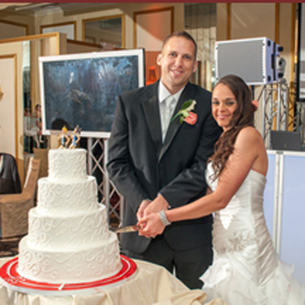 Couple marry to running themed wedding - Men's Running UK